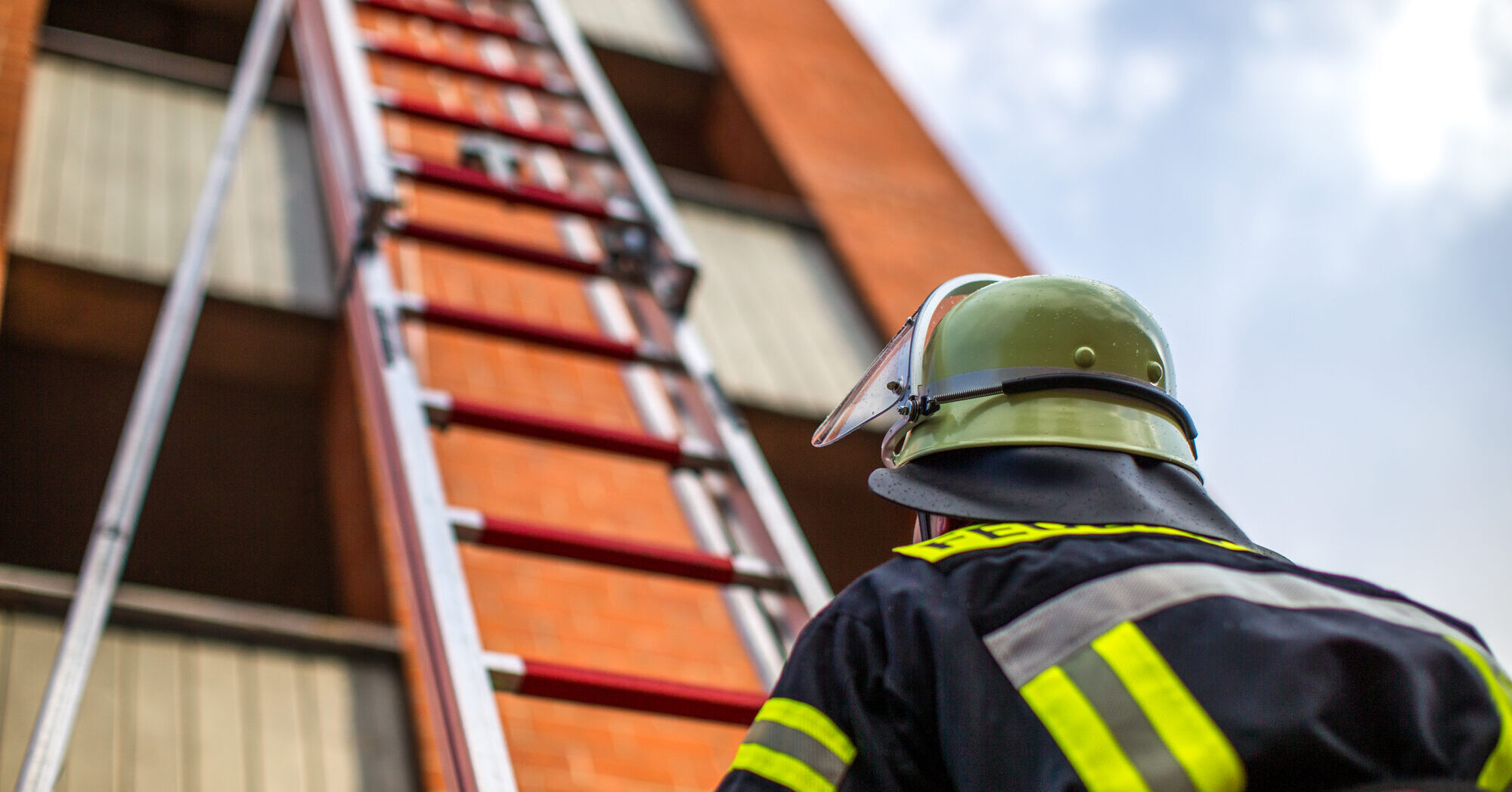 ...after vocational training | Mainz Fire Department